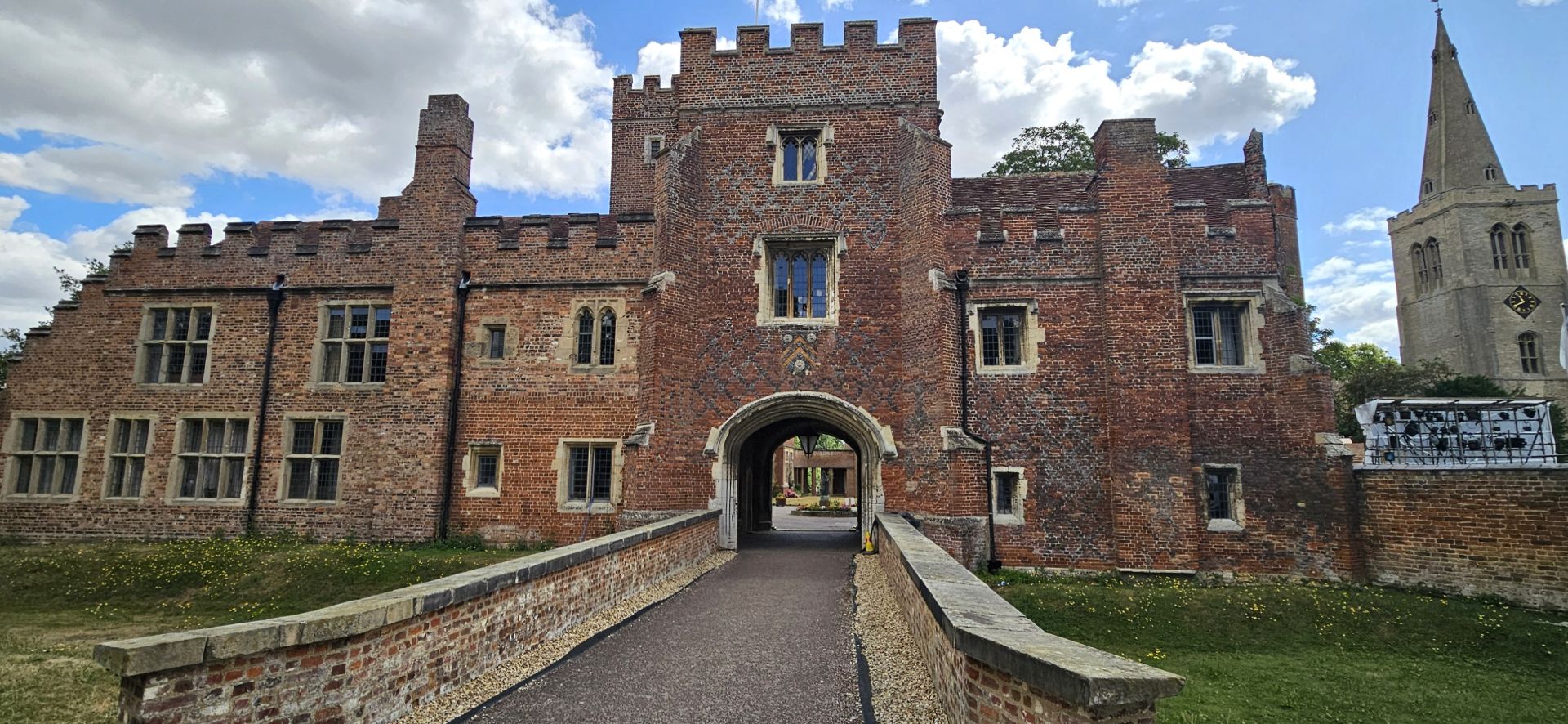 BUCKDEN TOWERS AND KIMBOLTON CASTLE VISIT – 3 JULY 2025 :: North ...